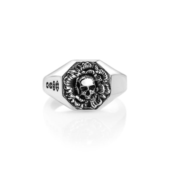 The Mori Rose – Howlet